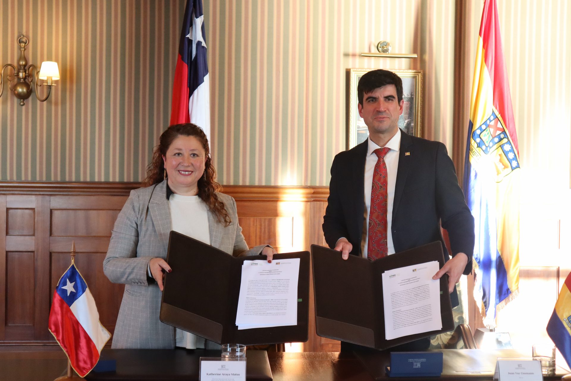 Departamento de Industrias participa en firma de convenio entre USM y ...